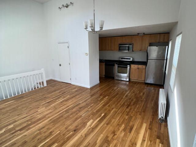 4 BR, 1 BA Apartment 6 Shepard St, Brighton, MA 02135