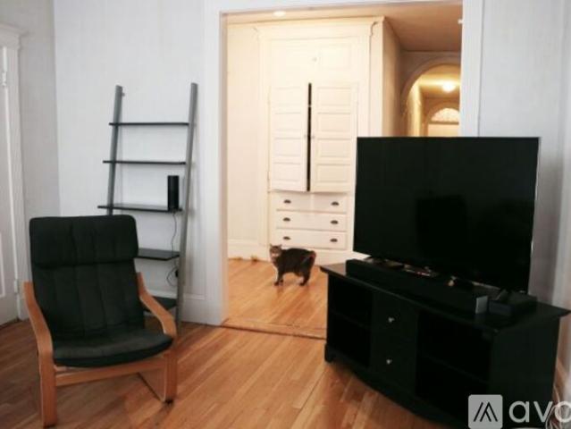 4 BR, 1 BA Apartment 73 Longwood Ave, Unit 2R, Brookline, MA 02446