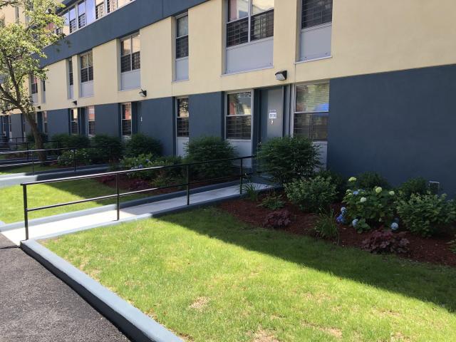 4 BR, 1 BA Apartment 85 Riverdale Ave, Yonkers, NY 10701