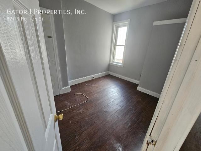 4 BR, 1 BA Apartment 827 N Hutton St, Philadelphia, PA 19104