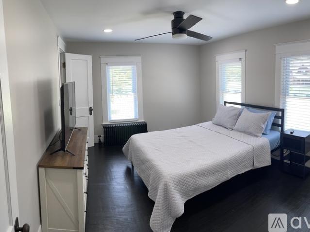 4 BR, 1 BA Apartment 997 US 4, Unit A, Rutland, VT 05701