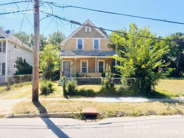 4 BR, 1 BA Apartment 924 Ansel Road, CLEVELAND, OH 44103