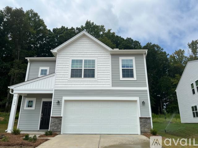 4 BR, 2.5 BA Apartment 106 Broadtree Circle, Greenville, SC 29605