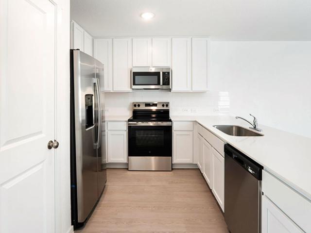 4 BR, 2.5 BA Apartment 10903 Honey Crisp Unit 10916HC, San Antonio, TX 78252