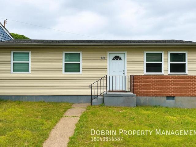 4 BR, 2.5 BA Apartment 1011 Kinney St, Richmond, VA 23220
