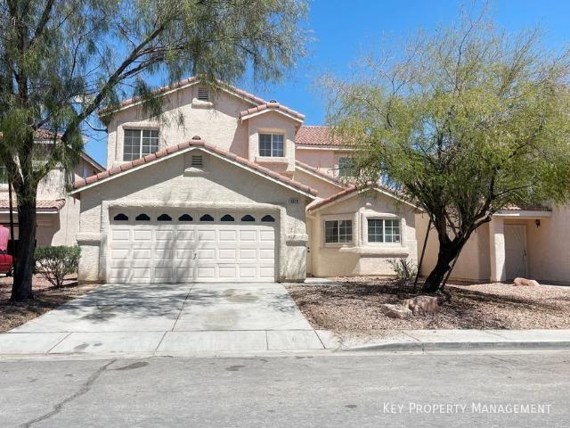 4 BR, 2.5 BA Apartment 1018 Cliffbrook Hedge Ave, North Las Vegas, NV 89081