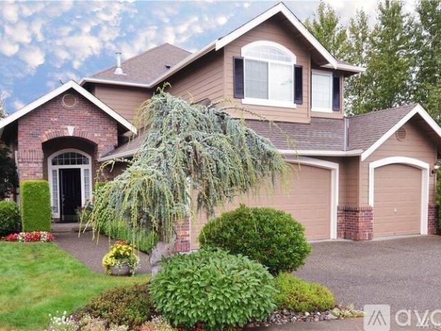 4 BR, 2.5 BA Apartment 101 242nd Ave SE, Sammamish, WA 98074