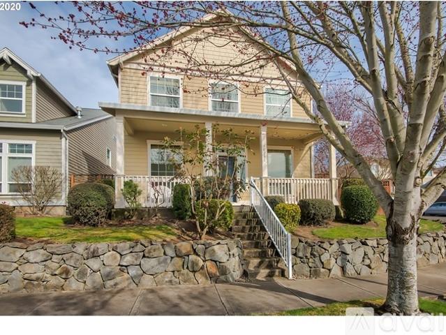 4 BR, 2.5 BA Apartment 10251 Northeast Okanogan Street, Hillsboro, OR 97006