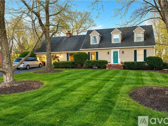 4 BR, 2.5 BA Apartment 102 Wythe Avenue, Stephens City, VA 22655