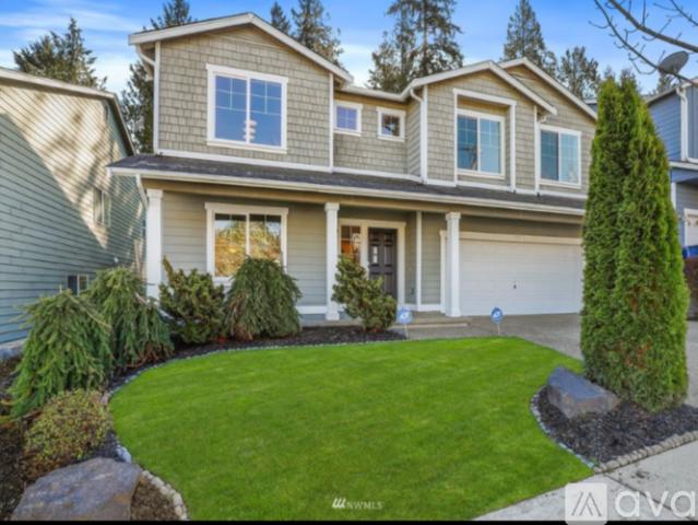 4 BR, 2.5 BA Apartment 11703 60th Ave SE, Snohomish, WA 98296