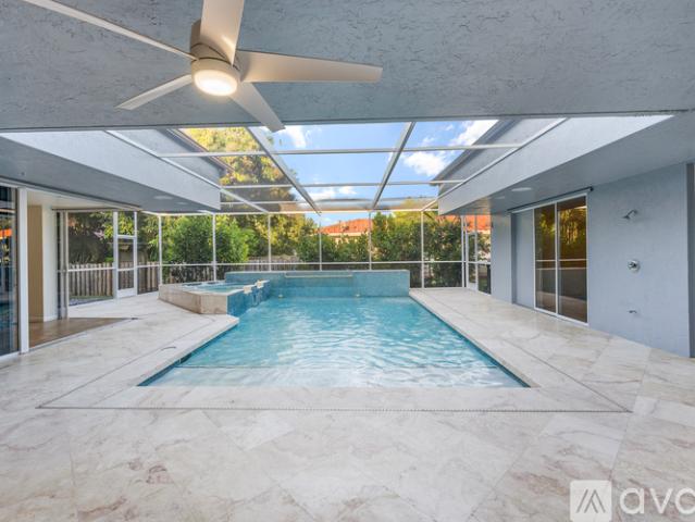 4 BR, 2.5 BA Apartment 11741 NW 23rd St, Plantation, FL 33323