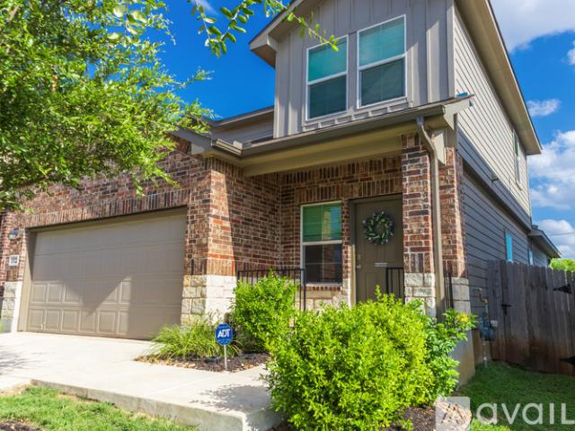 4 BR, 2.5 BA Apartment 11922 Mulberry Creek, San Antonio, TX 78245