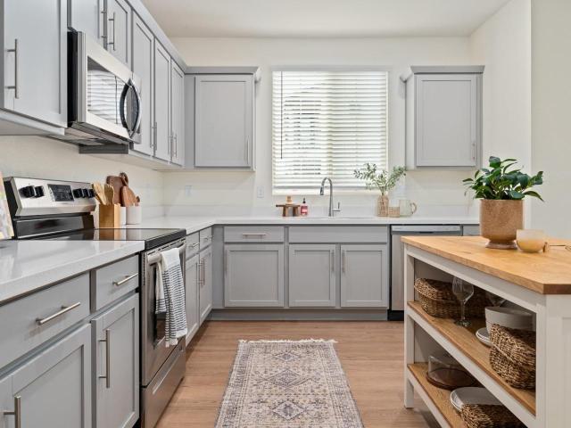4 BR, 2.5 BA Apartment 11951 W. Windsor Ave Unit 1 80, Avondale, AZ 85392