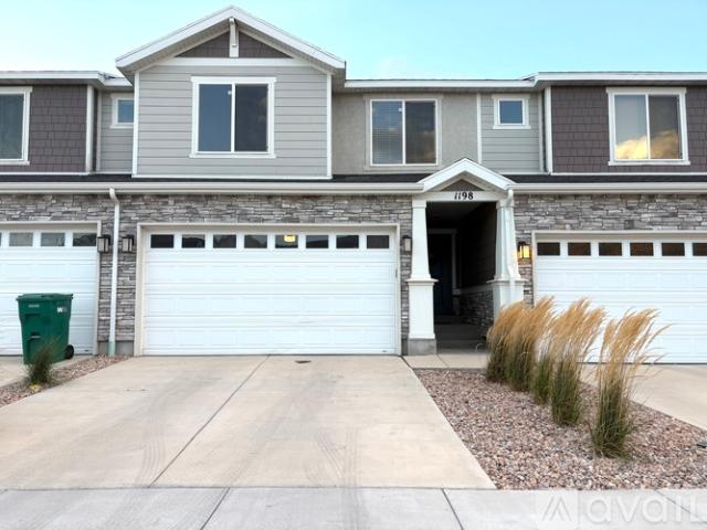 4 BR, 2.5 BA Apartment 1198 Divide Drive, Unit Santaquin Rental, Santaquin, UT 84655