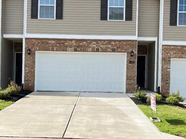 4 BR, 2.5 BA Apartment 1112 Broholmer Lane, Unit 1112, Greensboro, NC 27405