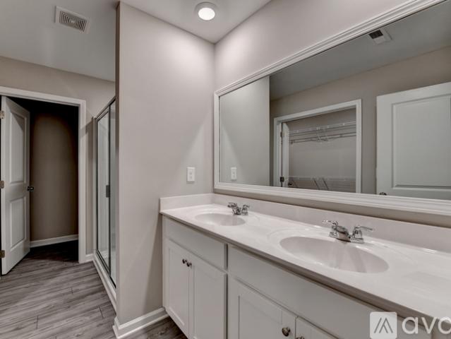 4 BR, 2.5 BA Apartment 125 Osprey Overlook Drive, Braselton, GA 30517
