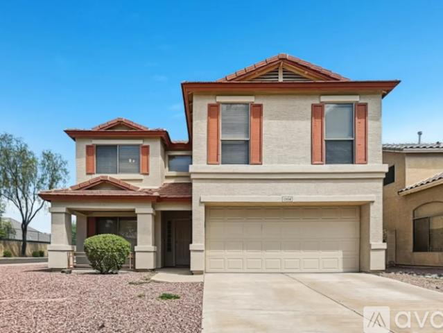4 BR, 2.5 BA Apartment 12657 W Orange Dr, Litchfield Park, AZ 85340