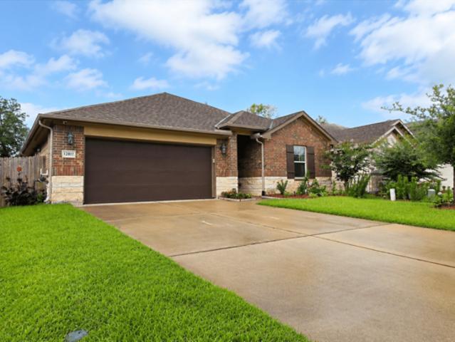 4 BR, 2.5 BA Apartment 12817 S Winding Pines Dr, Tomball, TX 77375