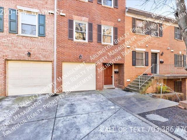 4 BR, 2.5 BA Apartment 1200 B N. Wayne St, Arlington, VA 22201