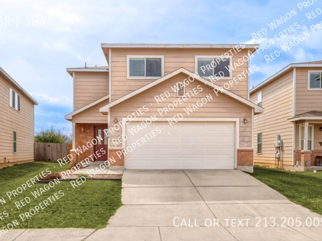 4 BR, 2.5 BA Apartment 12114 Mountain Pne, San Antonio, TX 78254