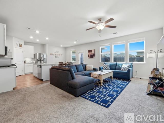 4 BR, 2.5 BA Apartment 135 Mason Hl Ln, Georgetown, TX 78628