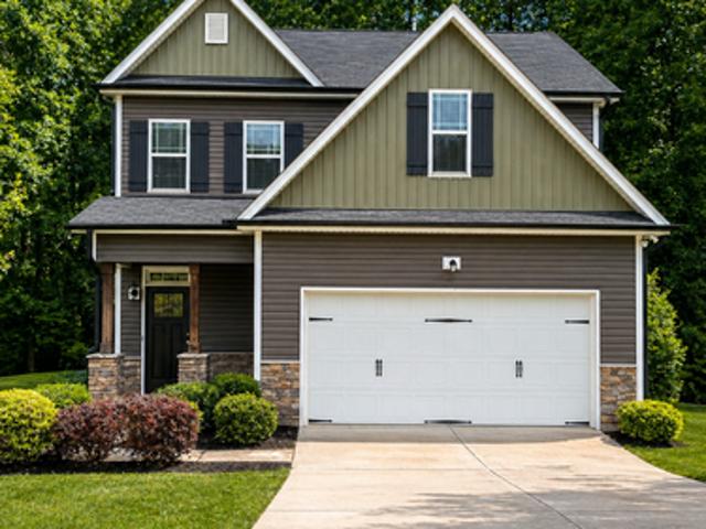 4 BR, 2.5 BA Apartment 139 Smart Court, Clayton, NC 27520