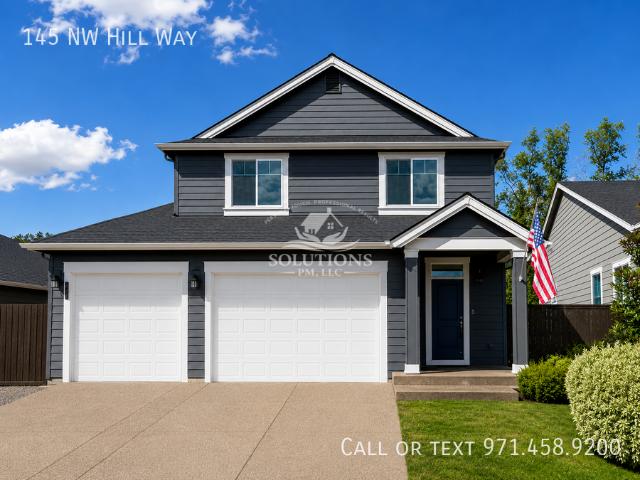 4 BR, 2.5 BA Apartment 145 NW Hill Way, Estacada, OR 97023