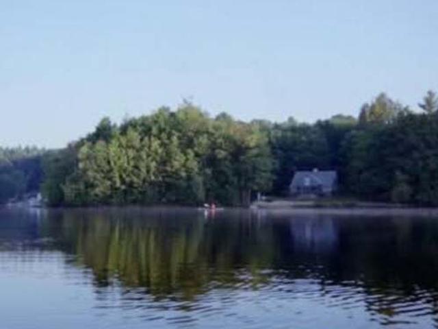 4 BR, 2.5 BA Apartment 146 Wellington Road, Rindge, NH 03461