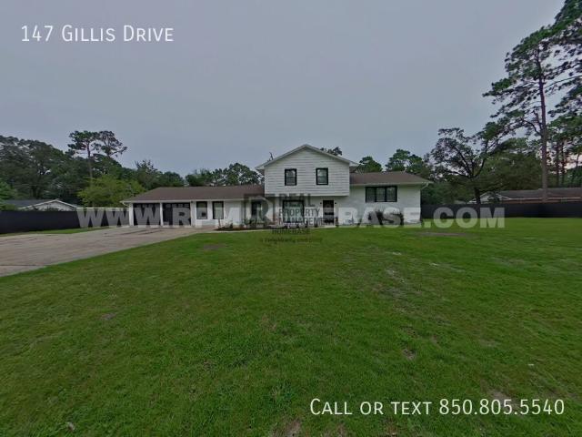 4 BR, 2.5 BA Apartment 147 Gillis Drive, Crestview, FL 32536