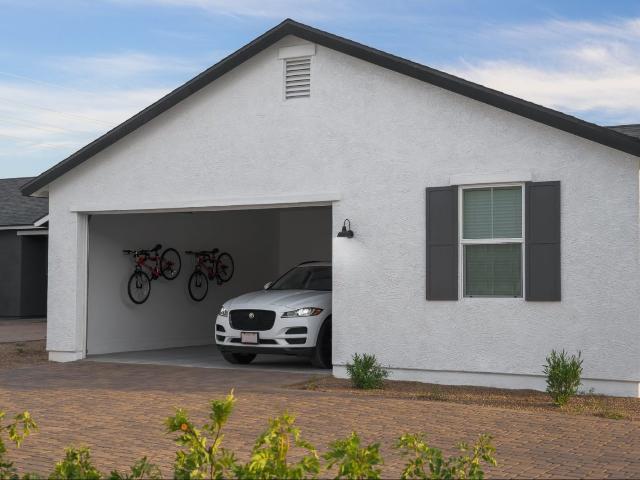 4 BR, 2.5 BA Apartment 15430 W Baden Street Unit 56 15416, Goodyear, AZ 85338