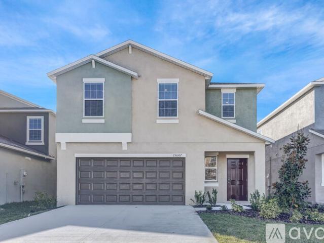 4 BR, 2.5 BA Apartment 15007 Coltman Hill Place, Wimauma, FL 33598
