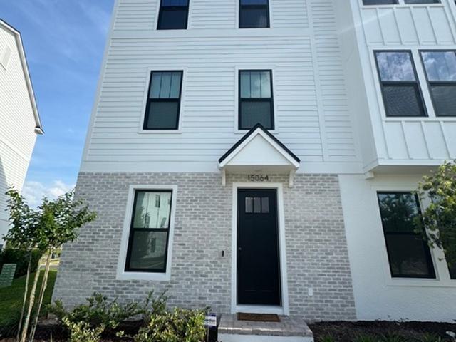 4 BR, 2.5 BA Apartment 15064 Grove Lake Drive, Unit End Unit TownHouse Move In Ready, Winter Garden, FL 34787