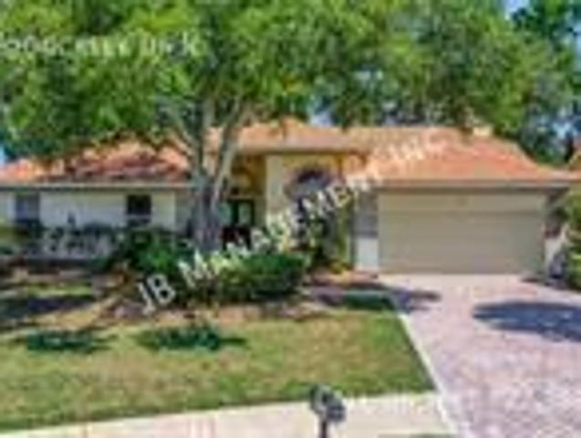 4 BR, 2.5 BA Apartment 166 Woodcreek Dr N, Safety Harbor, FL 34695