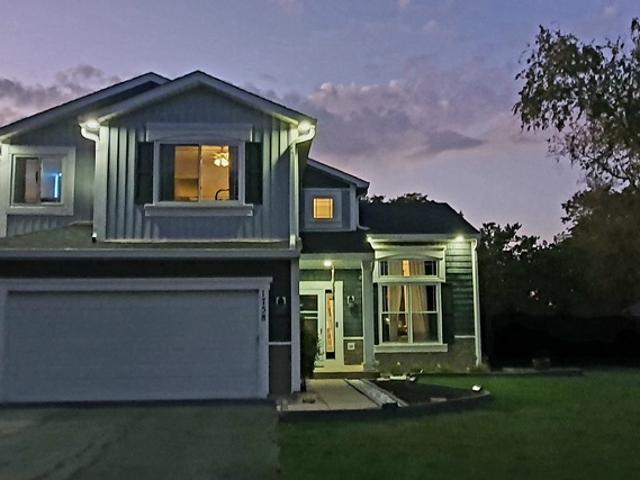 4 BR, 2.5 BA Apartment 1758 Red Bud Road, Bolingbrook, IL 60490