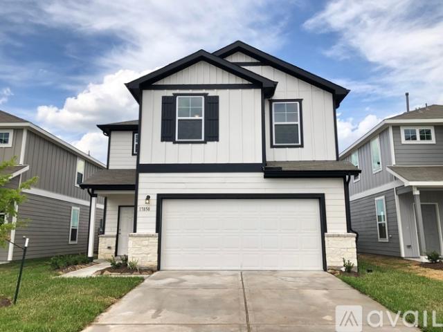 4 BR, 2.5 BA Apartment 17858 Plow Horse Ln, Hockley, TX 77447