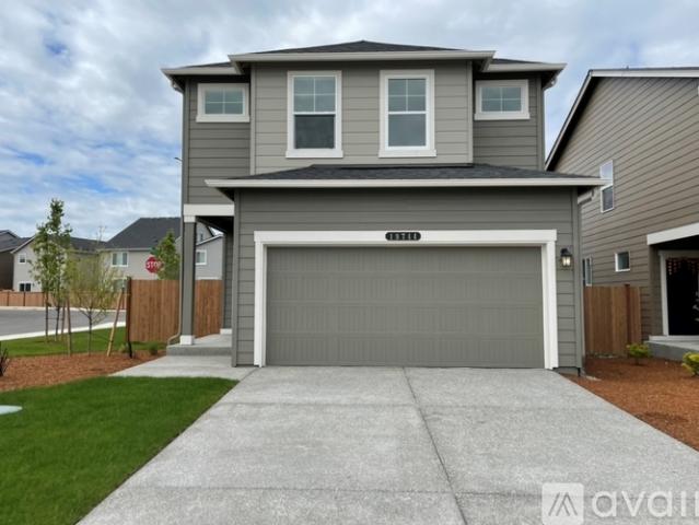 4 BR, 2.5 BA Apartment 18744 110th Avenue East, Puyallup, WA 98374