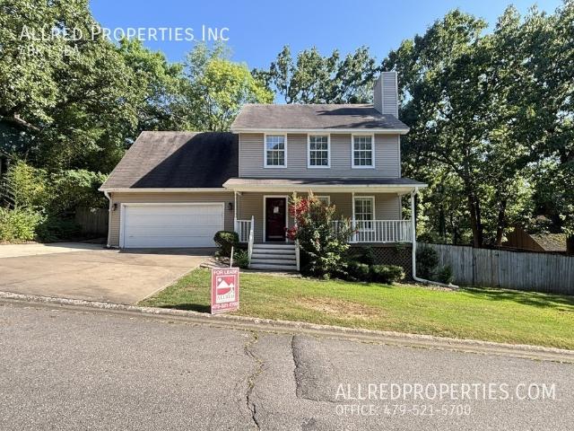 4 BR, 2.5 BA Apartment 1823 W Berry St, Fayetteville, AR 72701