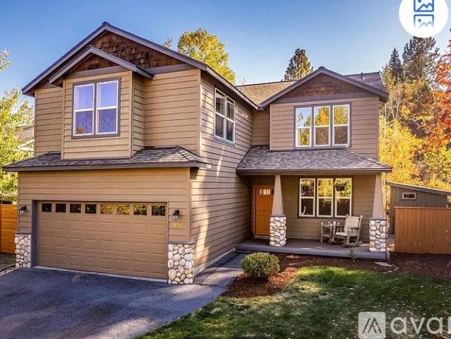 4 BR, 2.5 BA Apartment 19427 Brookside Way, Bend, OR 97702
