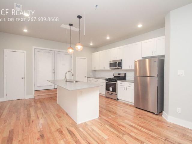 4 BR, 2.5 BA Apartment 1945 Gerritt Street, Philadelphia, PA 19146