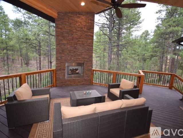 4 BR, 2.5 BA Apartment 1925 South Pleasantview, Show Low, AZ 85901