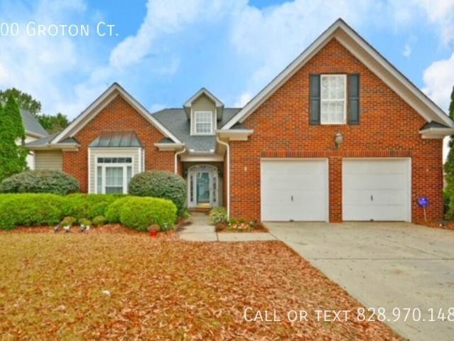4 BR, 2.5 BA Apartment 200 Groton Ct Simpsonville, SC 29680