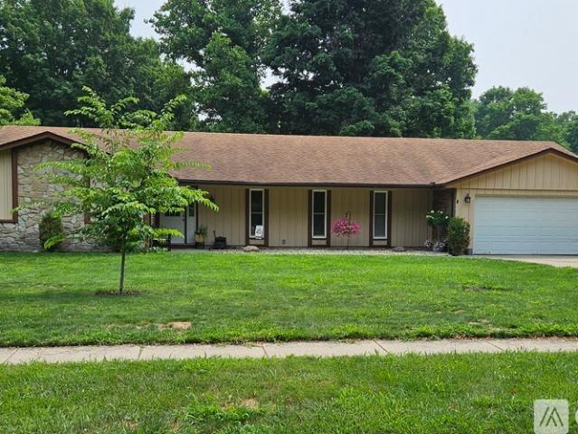 4 BR, 2.5 BA Apartment 2032 Meadowside Lane, Washington Township, OH 45458