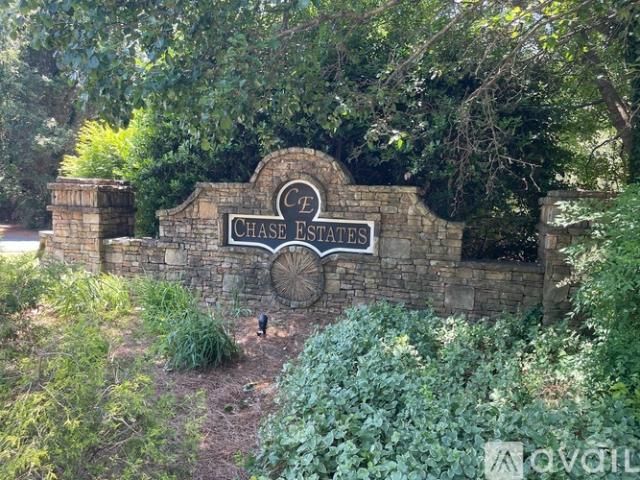 4 BR, 2.5 BA Apartment 2036 Londonberry Court Northeast, Marietta, GA 30062
