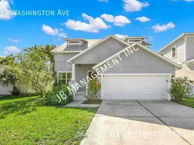 4 BR, 2.5 BA Apartment 215 Washington Ave, Oldsmar, FL 34677