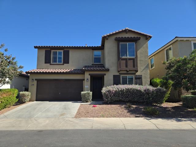 4 BR, 2.5 BA Apartment 21080 W Almeria Rd, Buckeye, AZ 85396