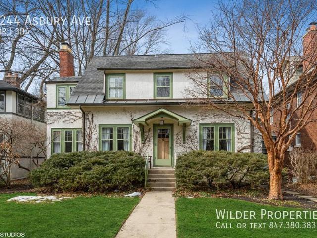 4 BR, 2.5 BA Apartment 2244 Asbury Ave, Evanston, IL 60201