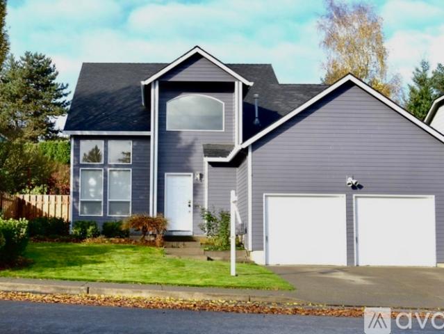 4 BR, 2.5 BA Apartment 22783 Southwest Kathy Street, Sherwood, OR 97140