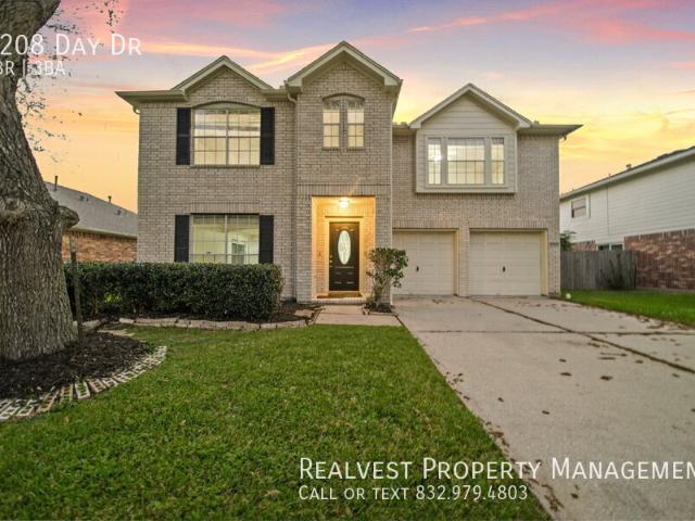 4 BR, 2.5 BA Apartment 2208 Day Dr, Pearland, TX 77584