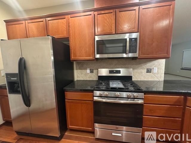 4 BR, 2.5 BA Apartment 23719 17th Ave W, Bothell, WA 98021