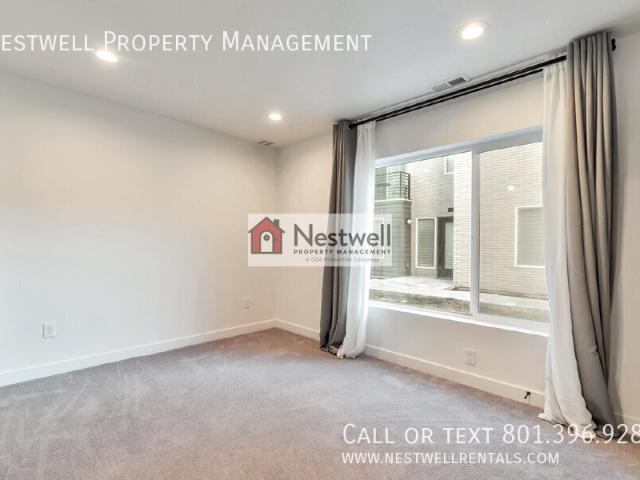 4 BR, 2.5 BA Apartment 230 W 1300 S, Salt Lake City, UT 84118